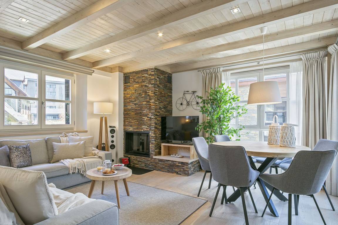 74 M² Apartamento ∙ 2 Habitaciones ∙ 6 Huéspedes - Baqueira