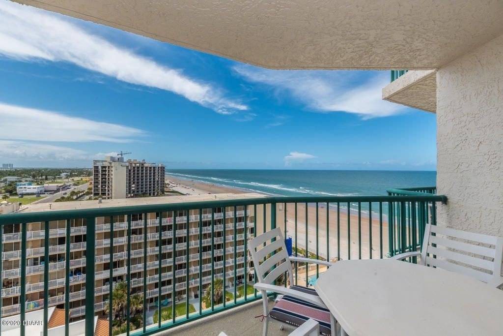 199 M² Condo ∙ 3 Bedrooms ∙ 8 Guests - Daytona Beach, FL