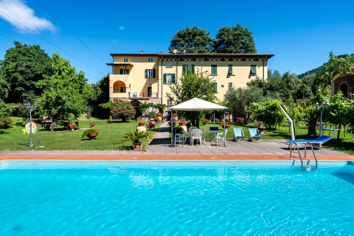 80 M² Apartment ∙ 3 Bedrooms ∙ 7 Guests - Lucca