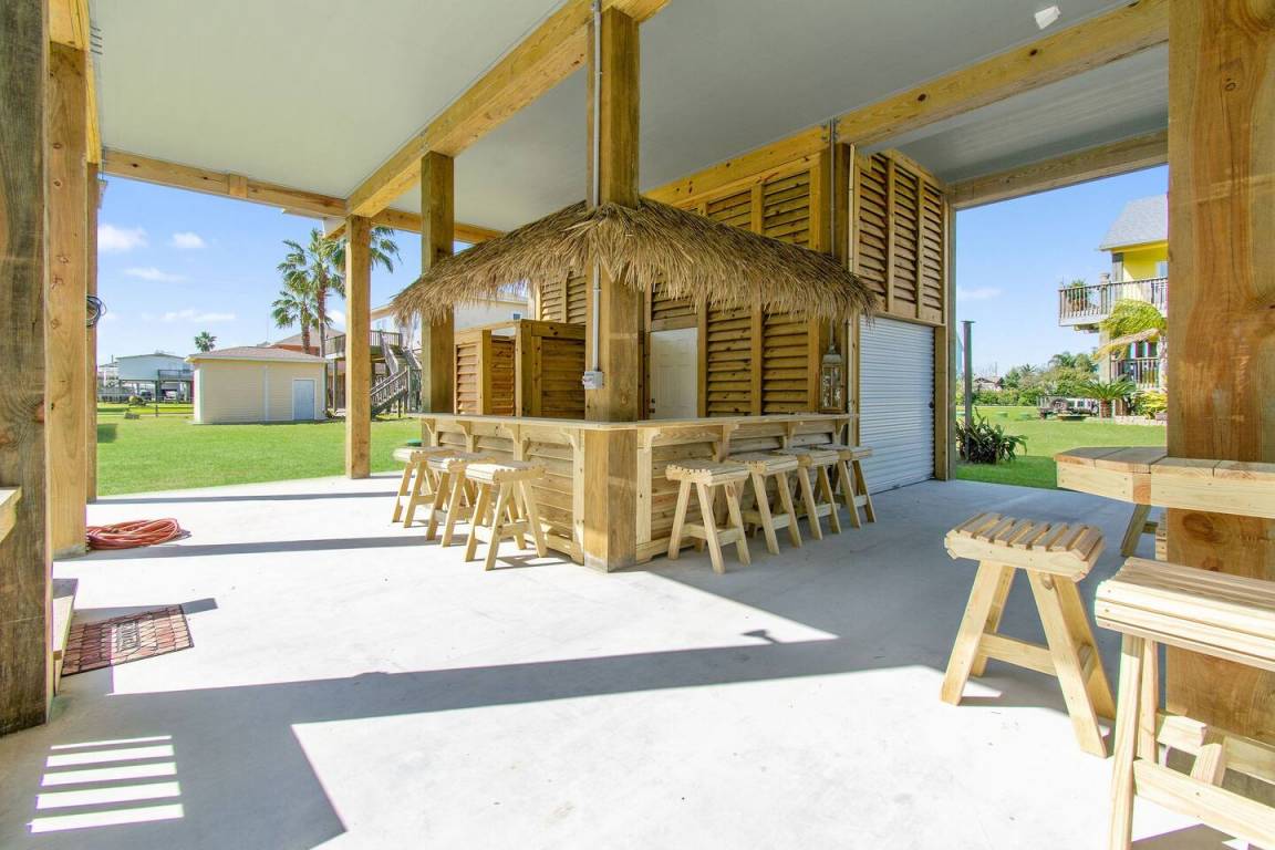 145 M² House ∙ 3 Bedrooms ∙ 12 Guests - Crystal Beach, TX