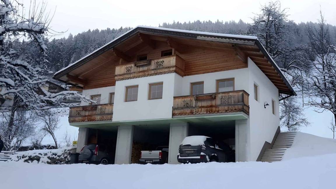 85 M² House ∙ 2 Bedrooms ∙ 4 Guests - Mayrhofen