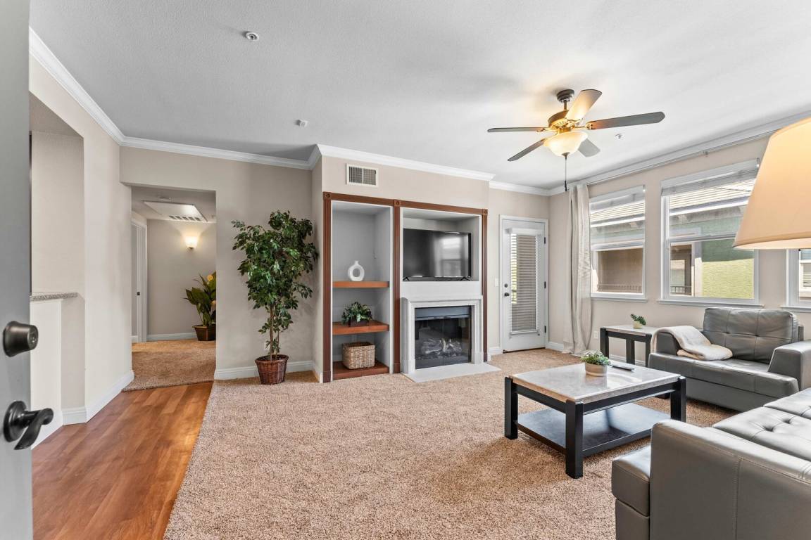 86 M² Apartamento ∙ 1 Habitación ∙ 3 Huéspedes - Reno