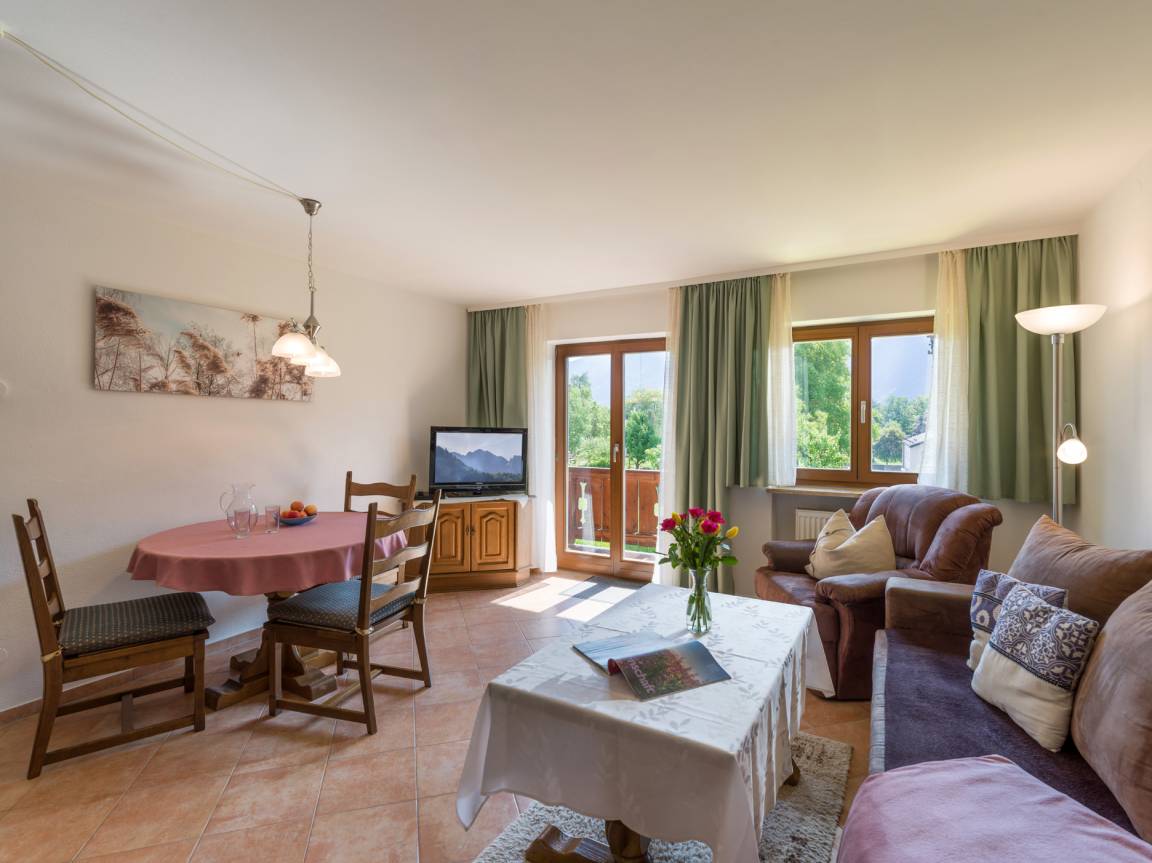 50 M² Ferienwohnung ∙ 3 Gäste - Kiefersfelden