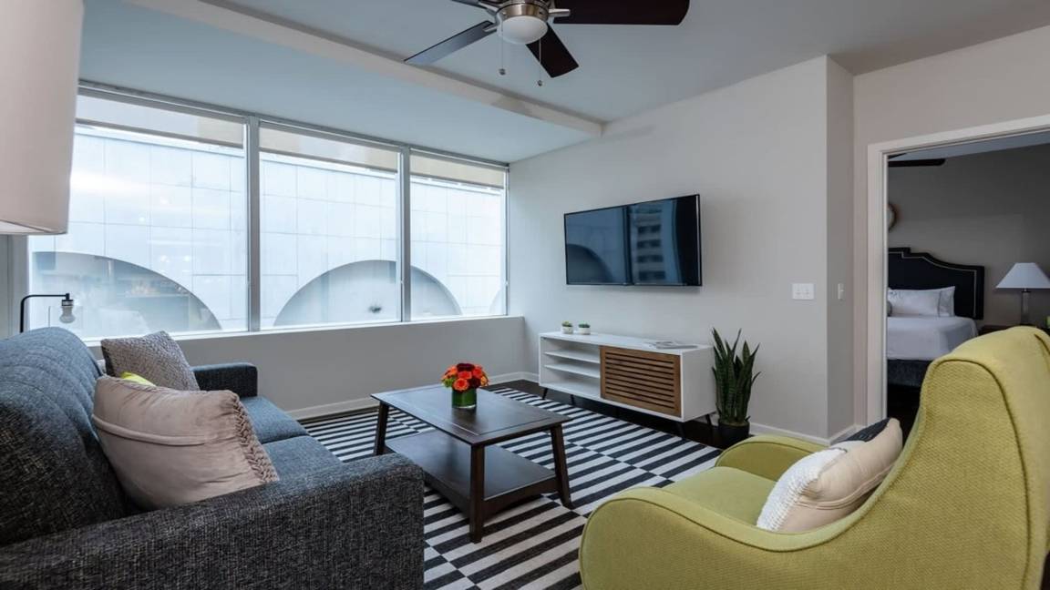Apartment ∙ 1 Bedroom ∙ 4 Guests - Victory Park - Dallas