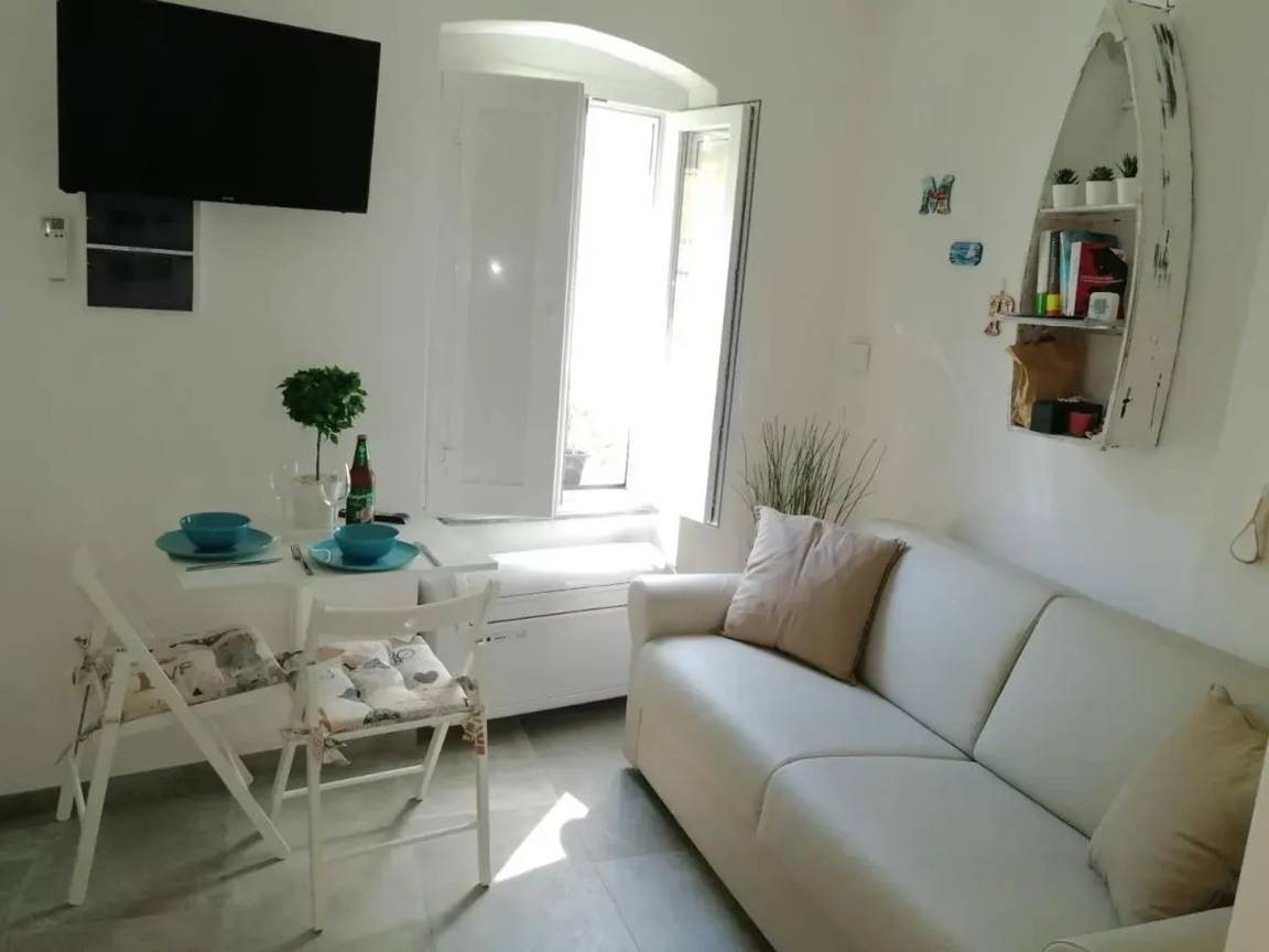 22 M² Apartament Typu Studio ∙ 1 Sypialnia ∙ 2 Gości - Monterosso al Mare