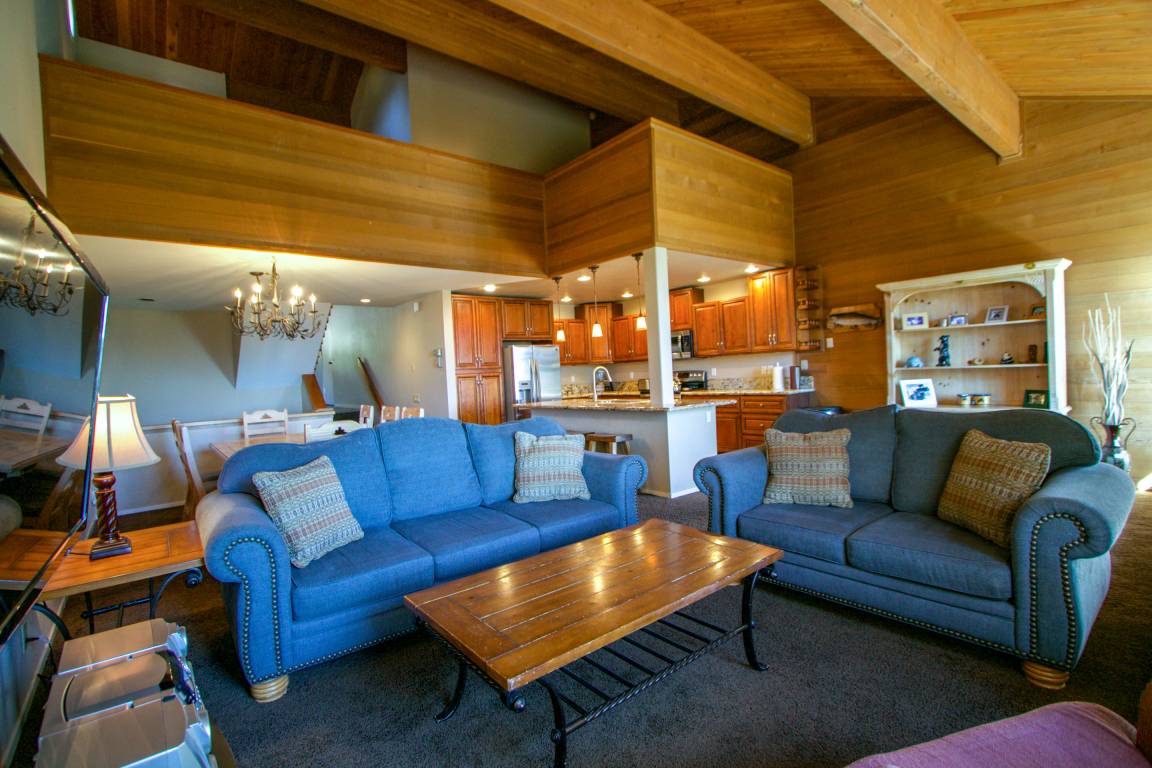 213 M² Condo ∙ 3 Bedrooms ∙ 10 Guests - Mammoth Mountain, CA