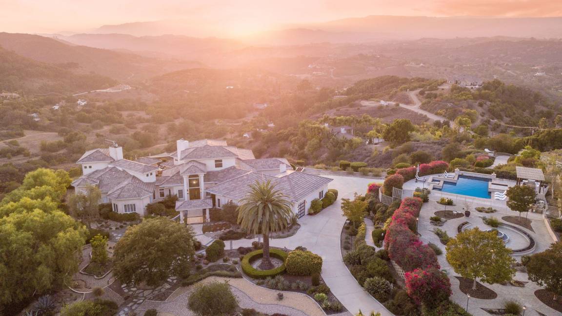 486 M² Villa ∙ 7 Bedrooms ∙ 18 Guests - Temecula, CA