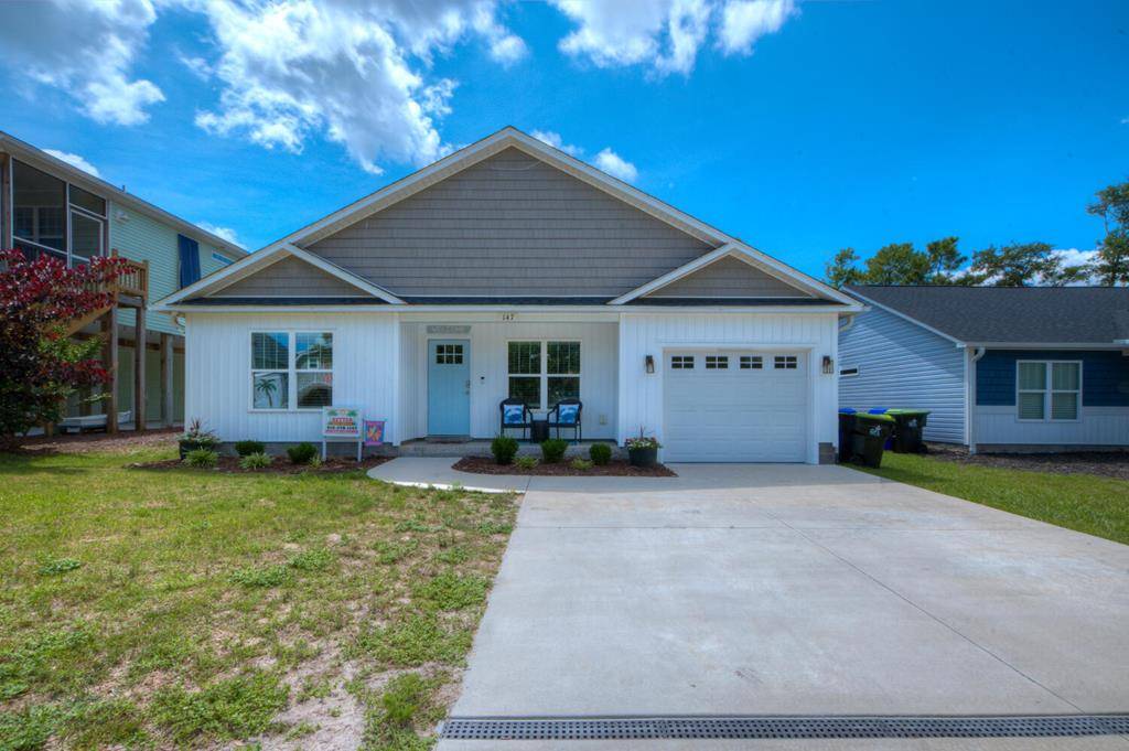 House ∙ 3 Bedrooms ∙ 6 Guests - Oak Island, NC