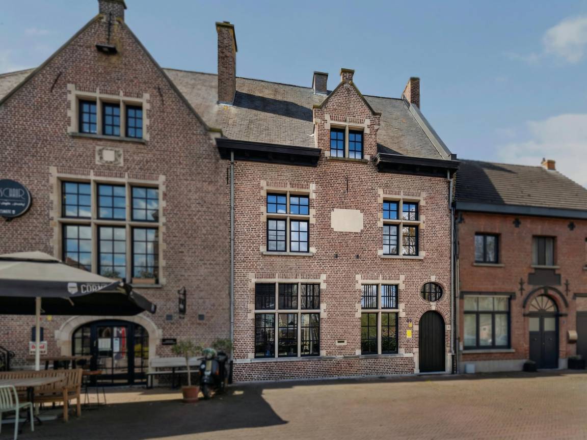 170 M² House ∙ 2 Bedrooms ∙ 4 Guests - Boom