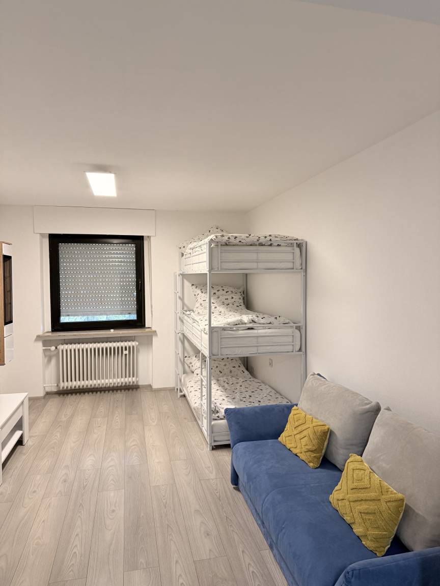 65 M² Ferienhaus ∙ 1 Schlafzimmer ∙ 6 Gäste - Weilerswist
