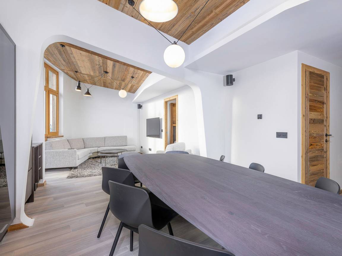 130 M² Chalet ∙ 5 Bedrooms ∙ 12 Guests - Verchaix