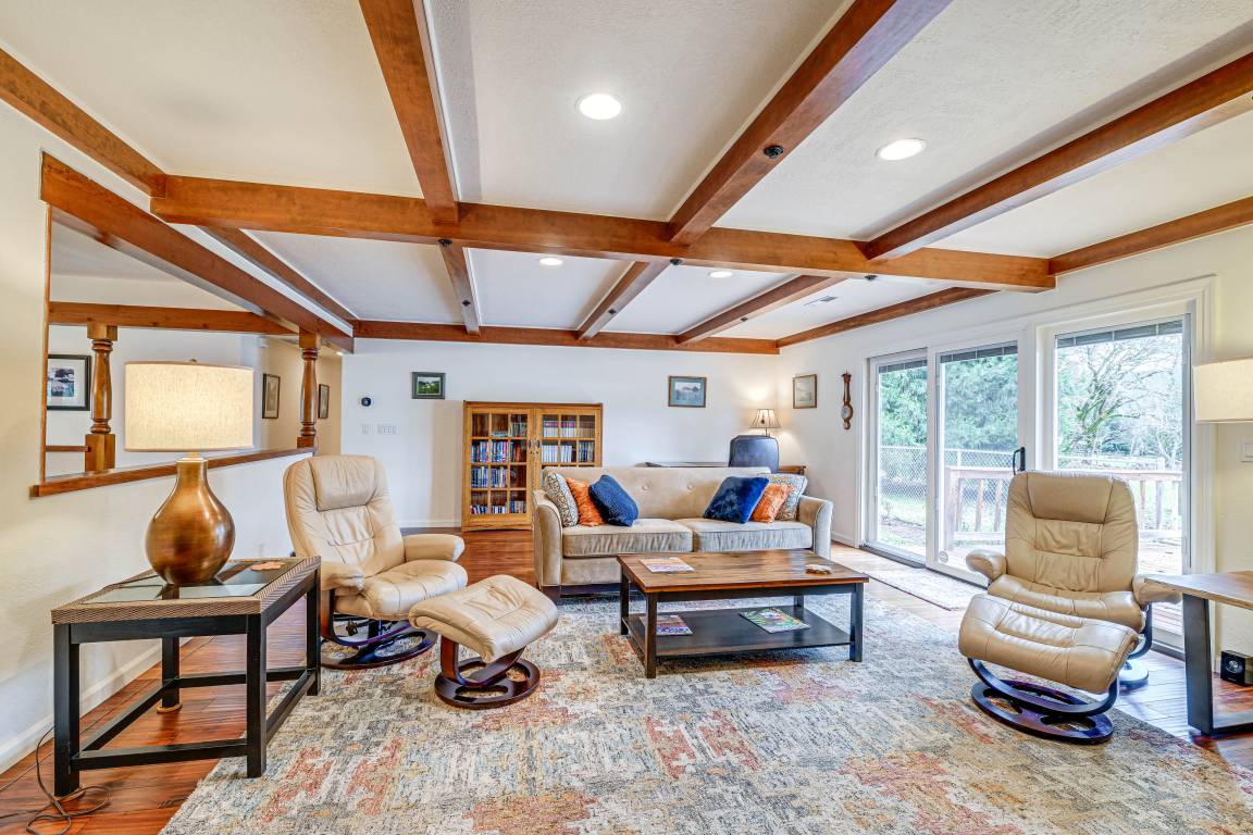 209 M² House ∙ 3 Bedrooms ∙ 6 Guests - Grants Pass, OR