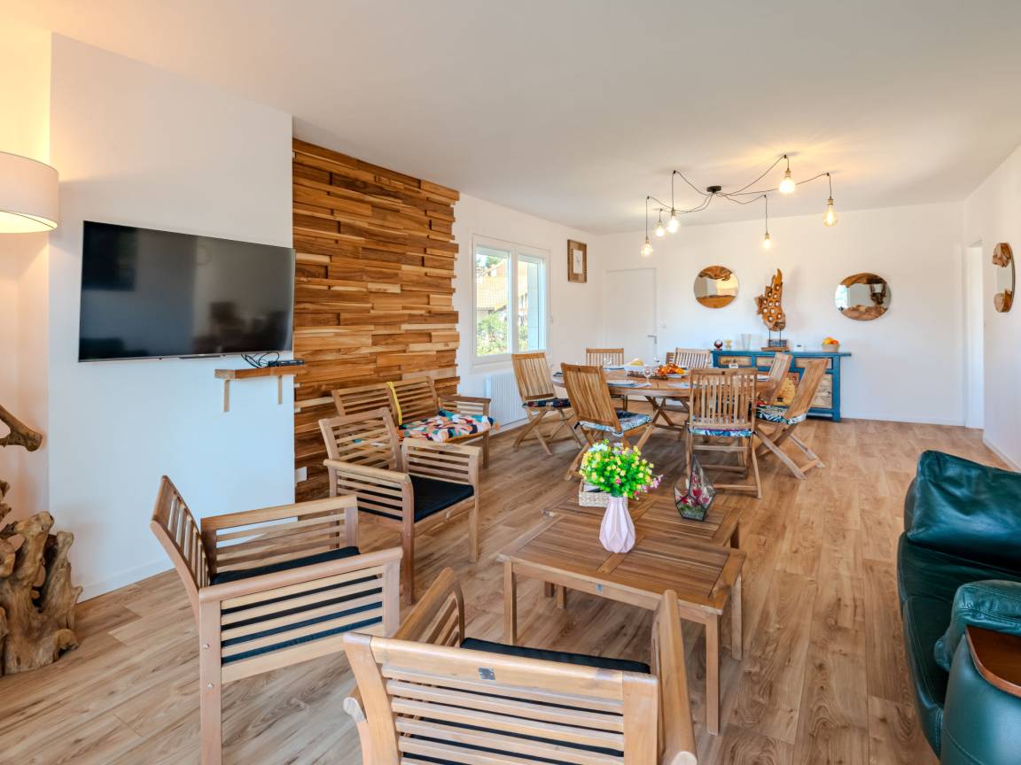 110 M² Talo ∙ 4 Makuuhuonetta ∙ 8 Vierasta - Mimizan