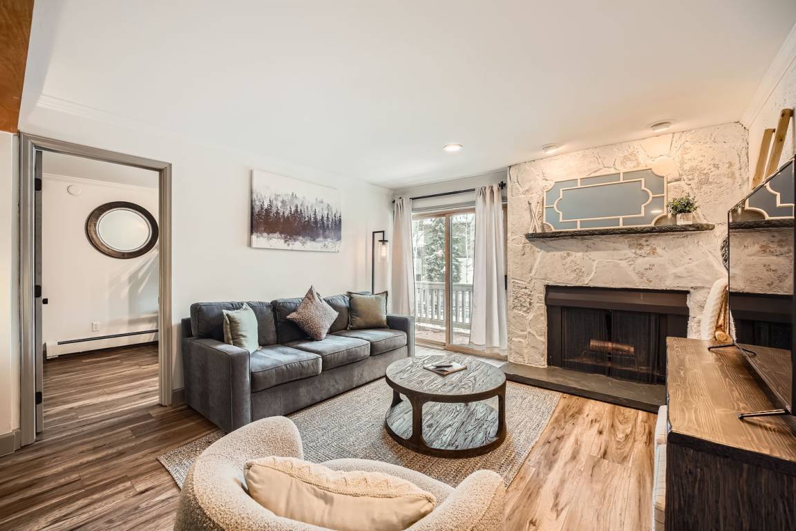 Condo ∙ 2 Bedrooms ∙ 4 Guests - Vail, CO