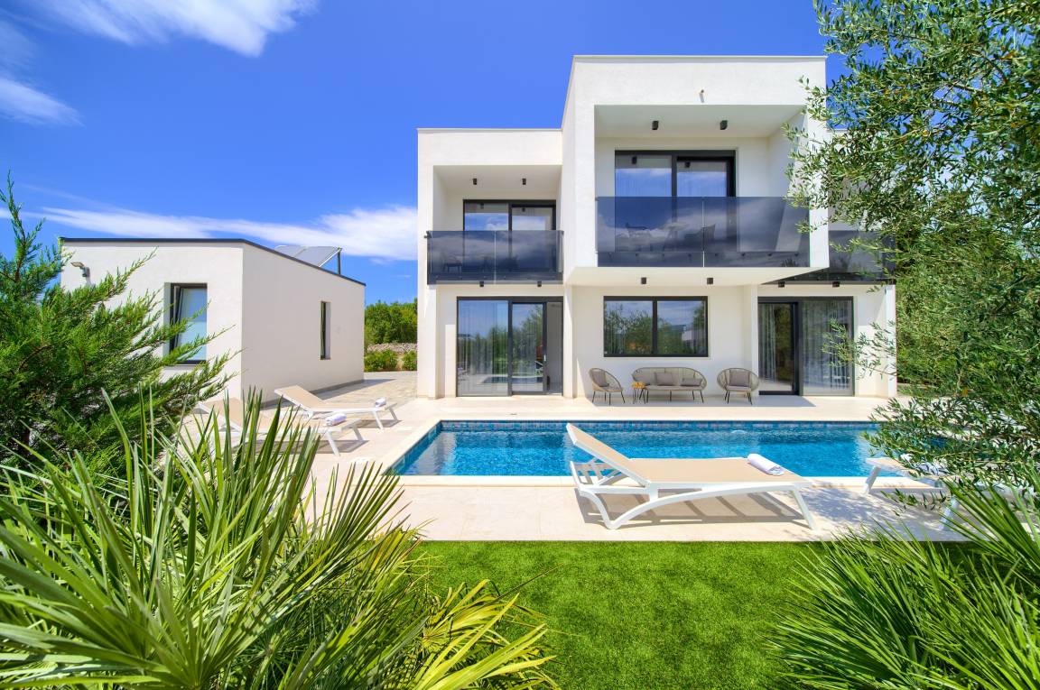 218 M² Villa ∙ 4 Chambres ∙ 8 Personnes - Krk
