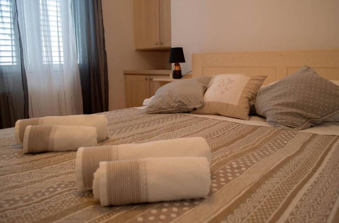 85 M² Ferienwohnung ∙ 3 Schlafzimmer ∙ 6 Gäste - Vela Luka