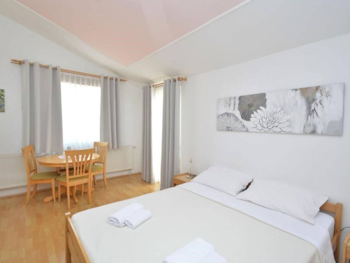 38 M² Apartament ∙ 2 Sypialnie ∙ 3 Gości - Pula