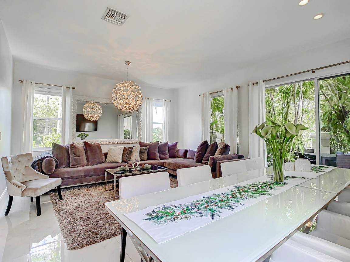 214 M² Villa ∙ 5 Bedrooms ∙ 8 Guests - Jupiter, FL