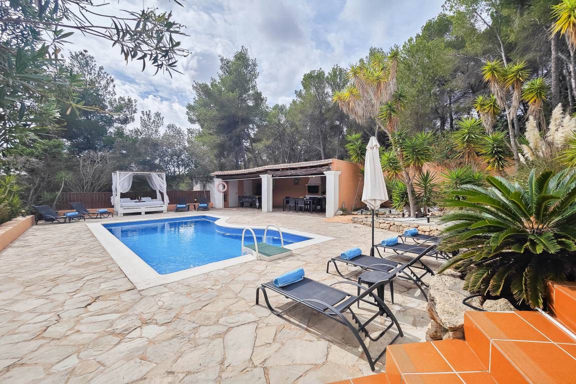 310 M² Villa ∙ 4 Bedrooms ∙ 8 Guests - Ibiza City