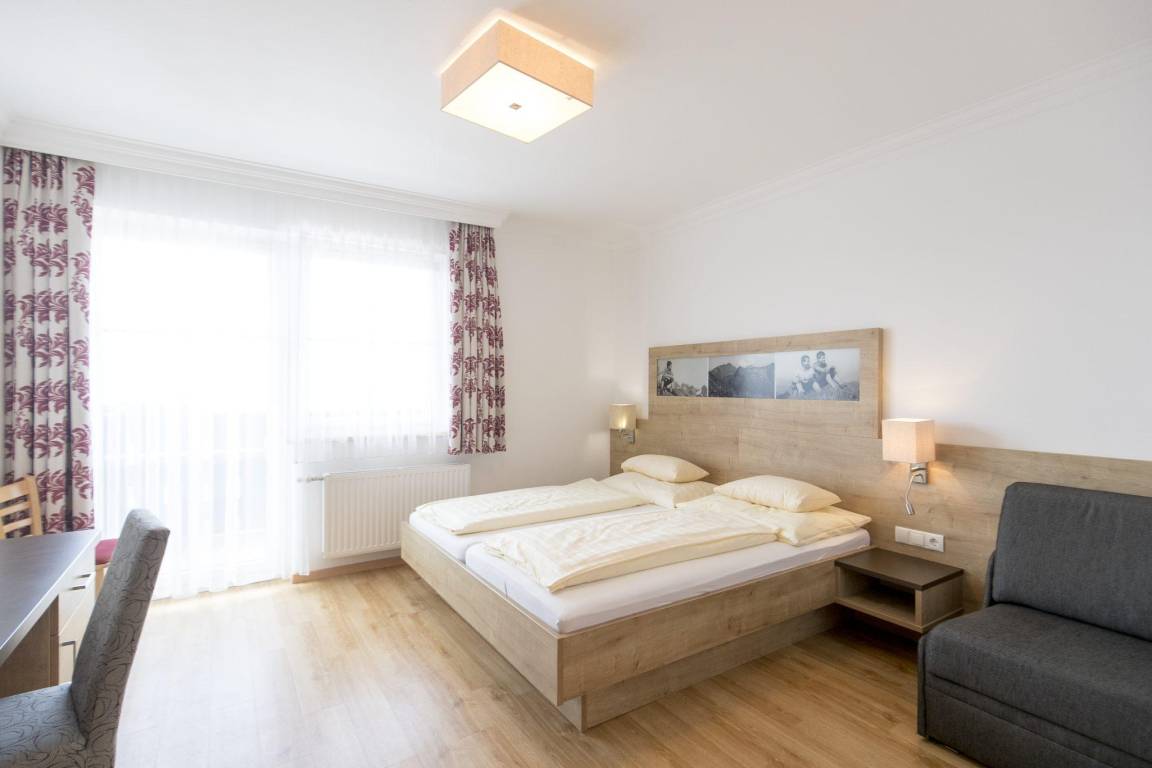 20 M² Hotel ∙ 1 Bedroom ∙ 2 Guests - Haus im Ennstal