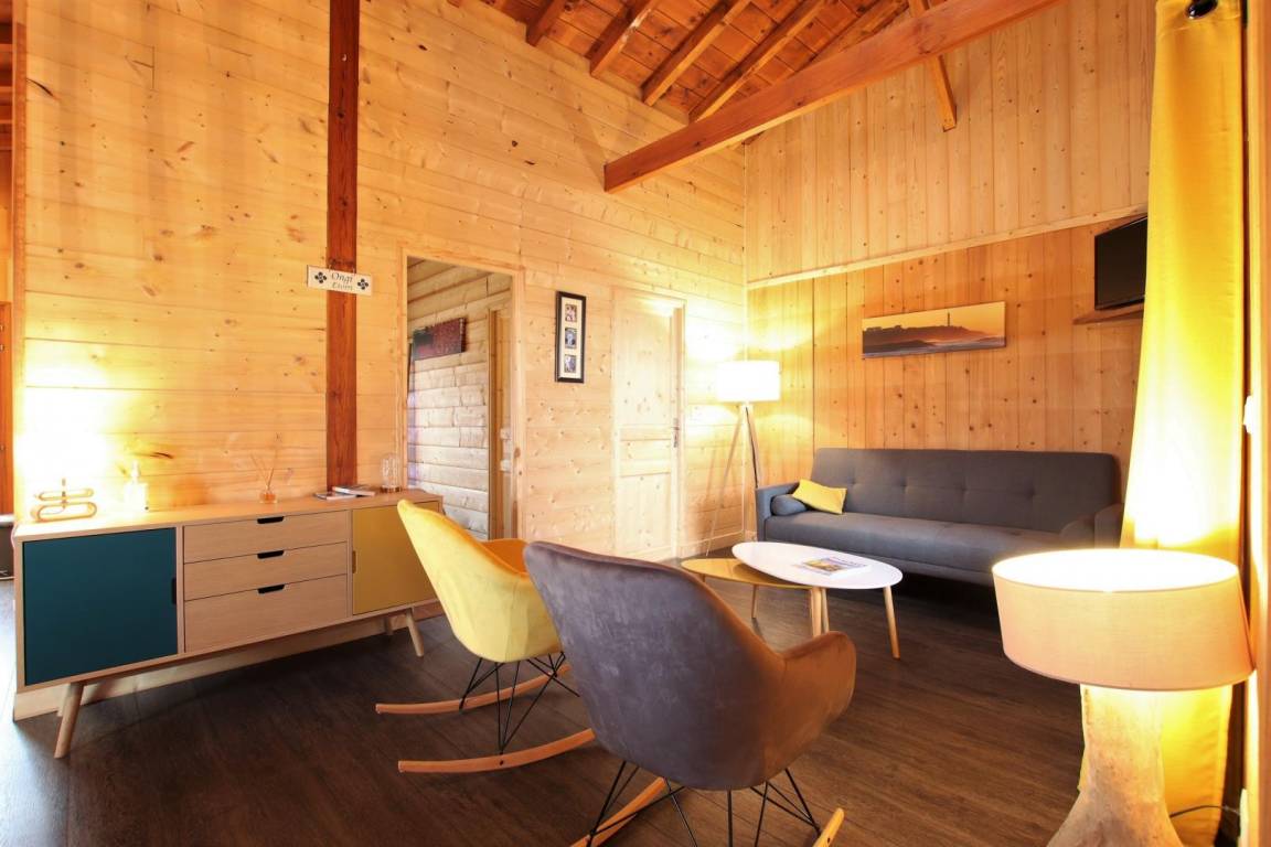 55 M² Gîte ∙ 2 Bedrooms ∙ 4 Guests - Pyrenees