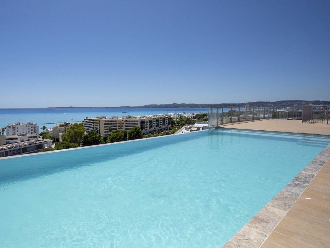 68 M² Huoneisto ∙ 2 Makuuhuonetta ∙ 6 Vierasta - Saint-Laurent-du-Var