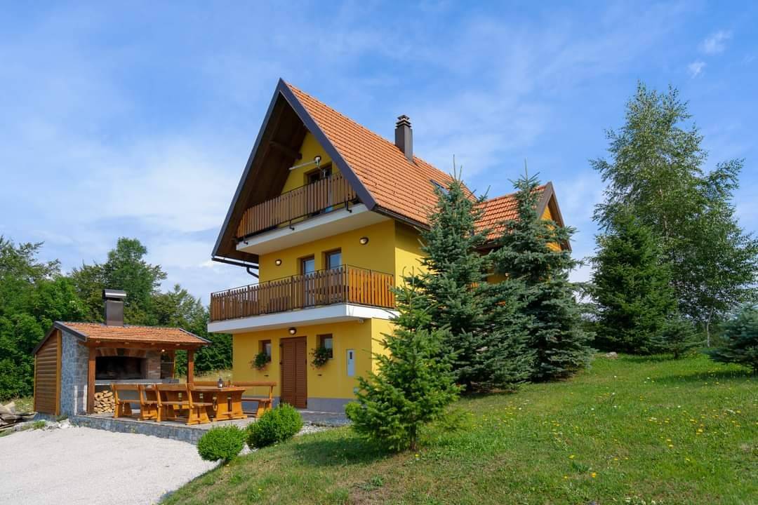 90 M² Casa Vacanza ∙ 2 Camere Da Letto ∙ 7 Ospiti - Delnice