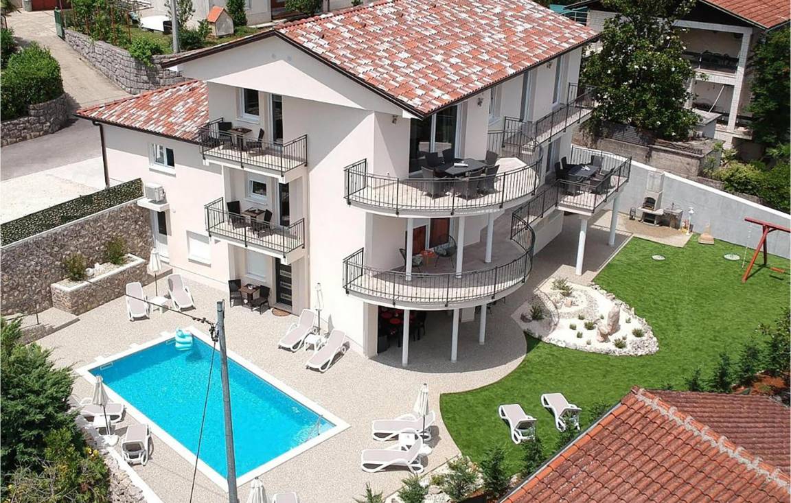 100 M² Apartment ∙ 3 Bedrooms ∙ 8 Guests - Lovran