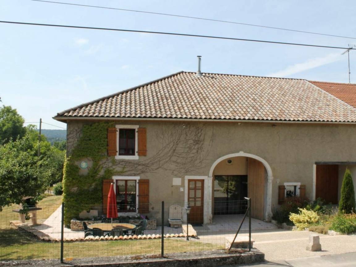 152 M² Cottage ∙ 3 Chambres ∙ 7 Personnes - Neufchâteau, France