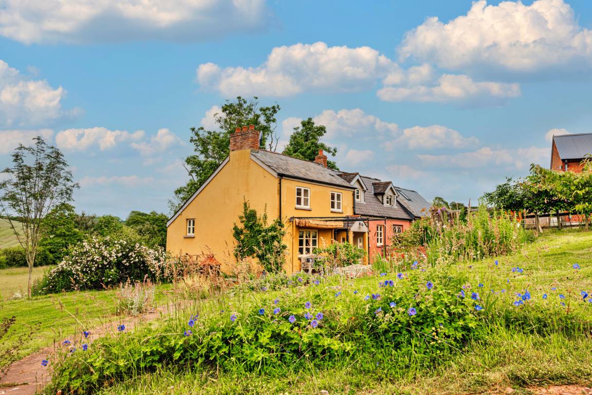 140 M² Cottage ∙ 4 Bedrooms ∙ 8 Guests - Herefordshire