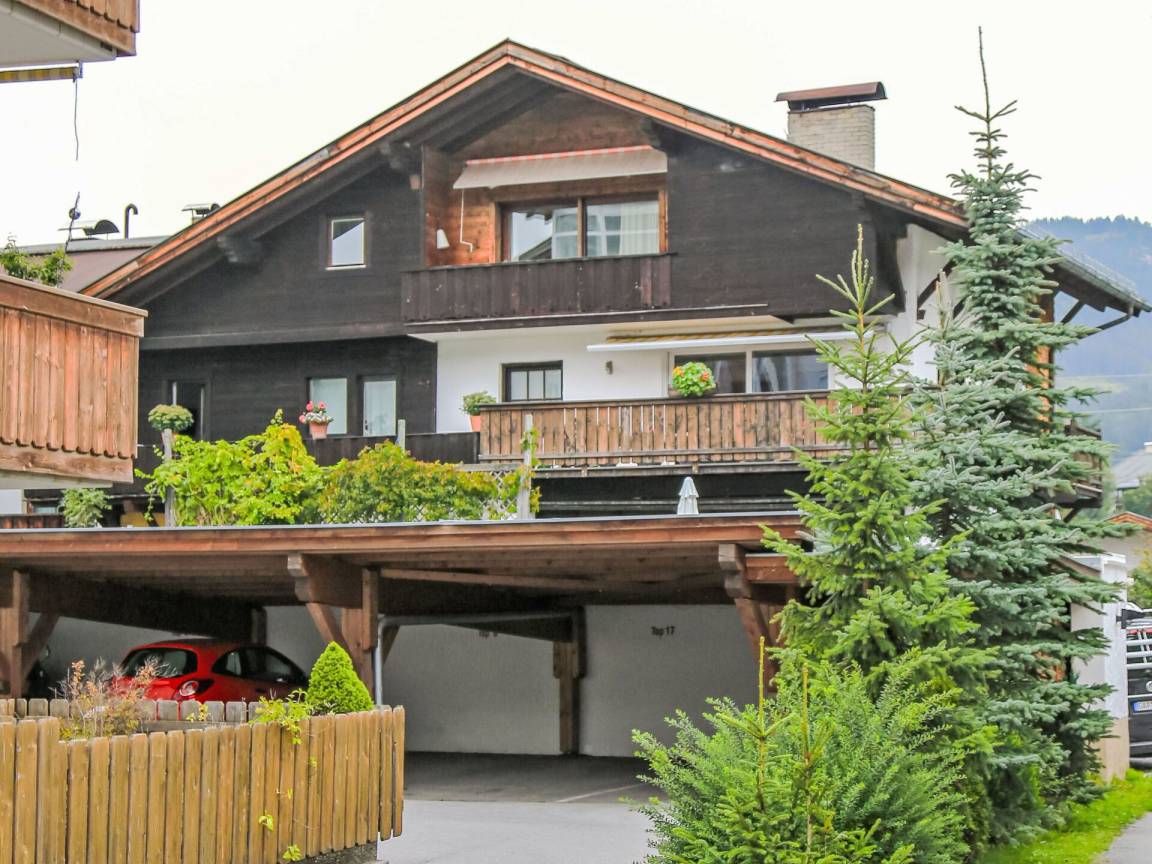 100 M² Apartment ∙ 2 Bedrooms ∙ 6 Guests - Seefeld