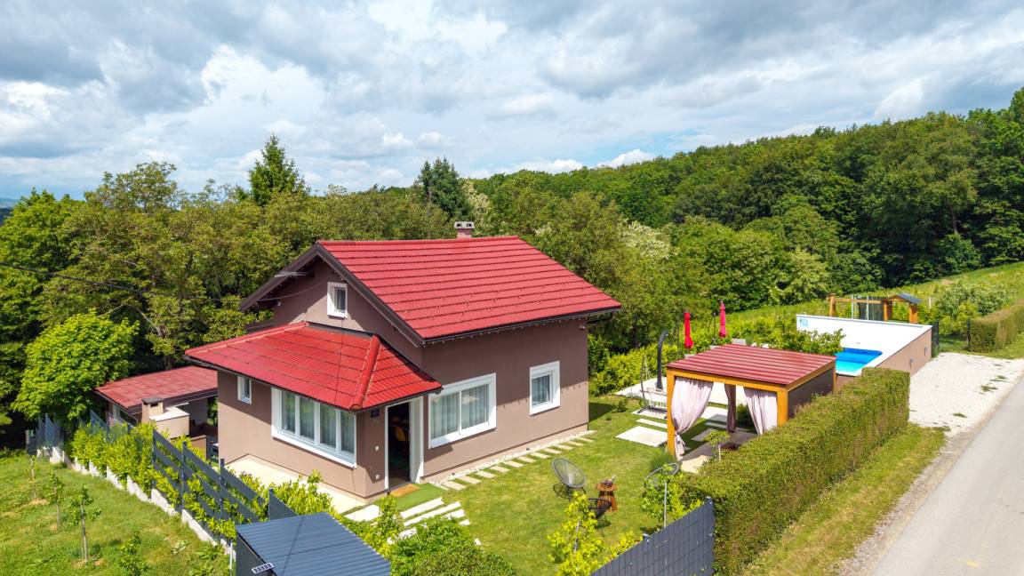 116 M² Villa ∙ 2 Schlafzimmer ∙ 6 Gäste - Vrbovec