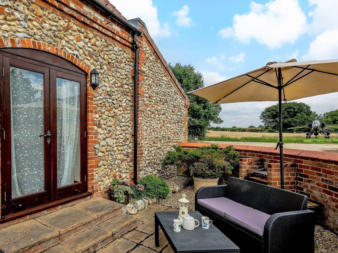 Cottage ∙ 2 Bedrooms ∙ 4 Guests - Norfolk