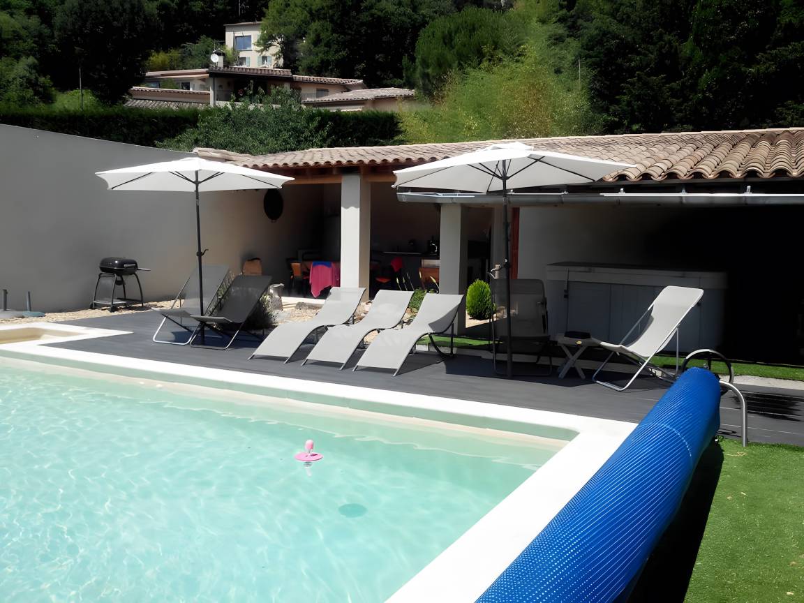 85 M² House ∙ 3 Bedrooms ∙ 8 Guests - Saint-Jean-du-Gard