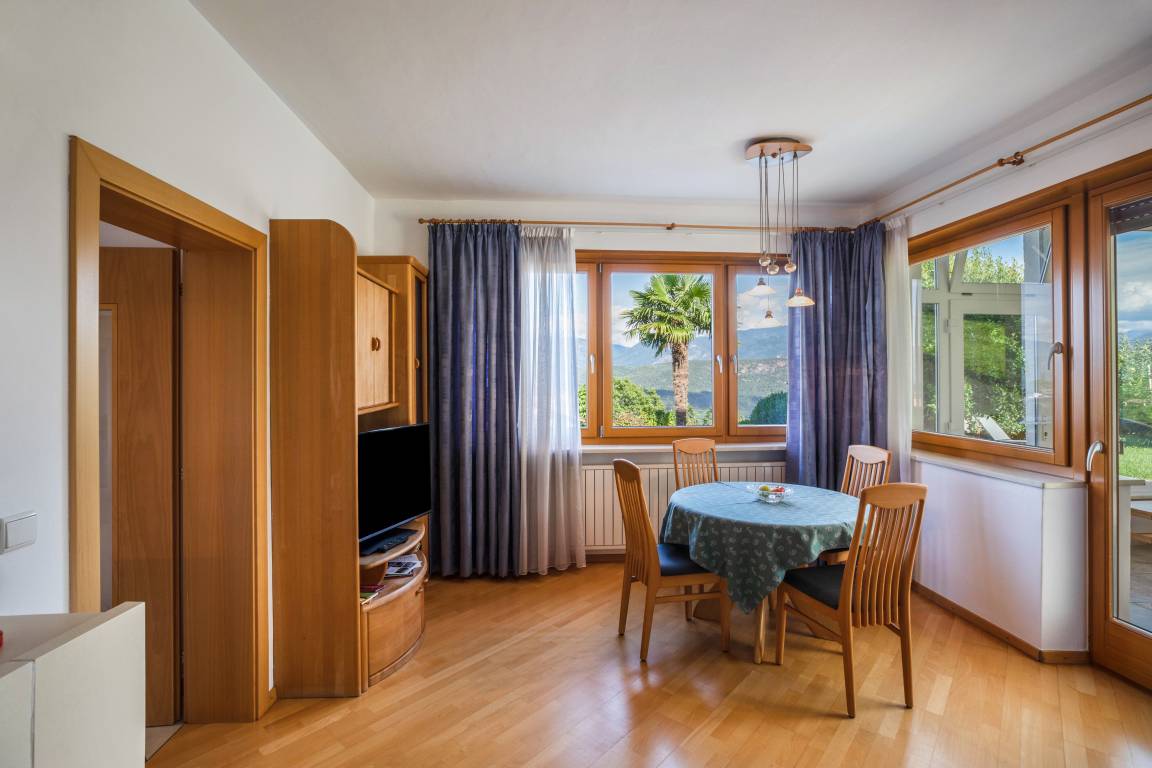 170 M² Ferienwohnung ∙ 2 Schlafzimmer ∙ 5 Gäste - Bozen