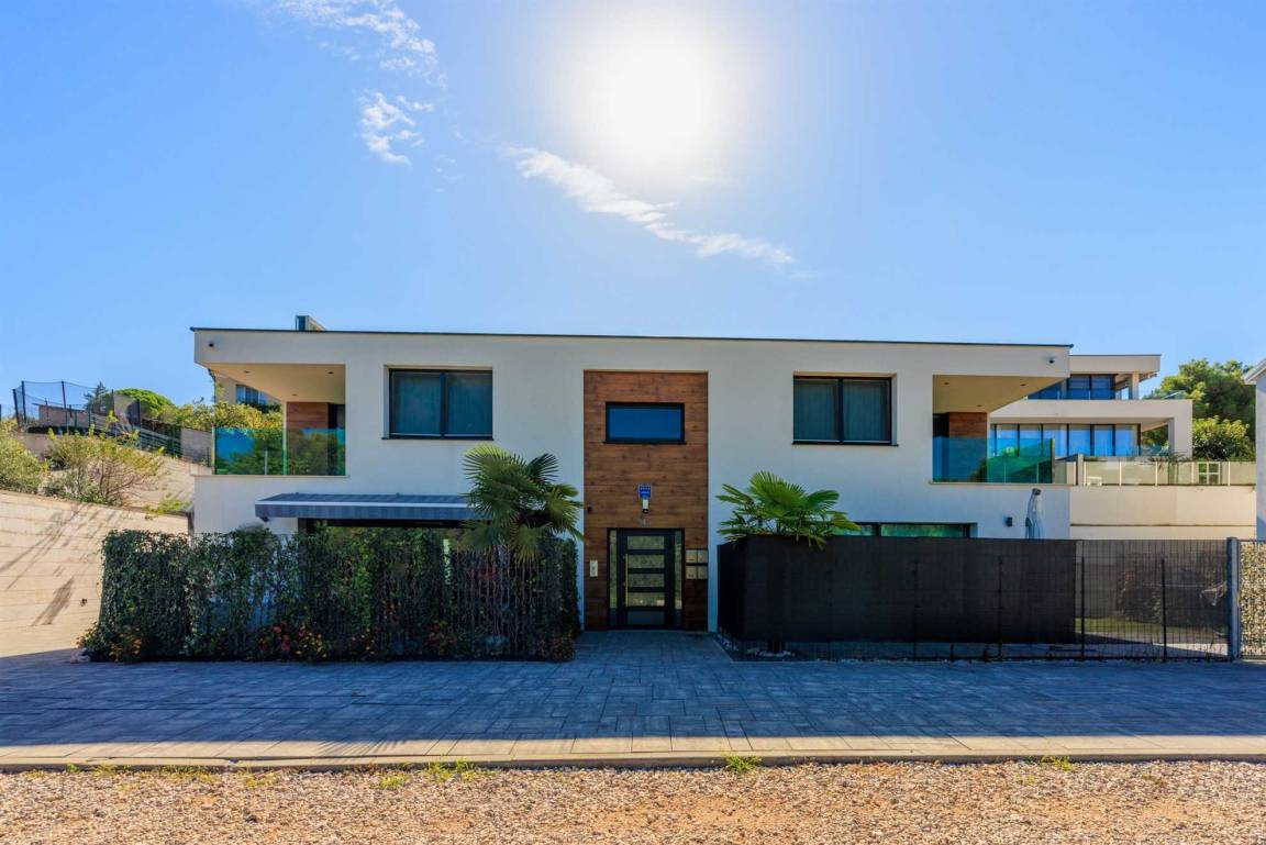 70 M² Apartment ∙ 2 Bedrooms ∙ 5 Guests - Malinska