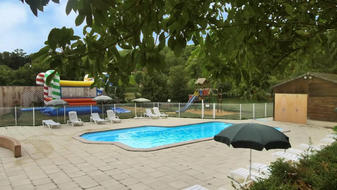 33 M² Appartement ∙ 2 Chambres ∙ 4 Personnes - Arboretum de la Sédelle