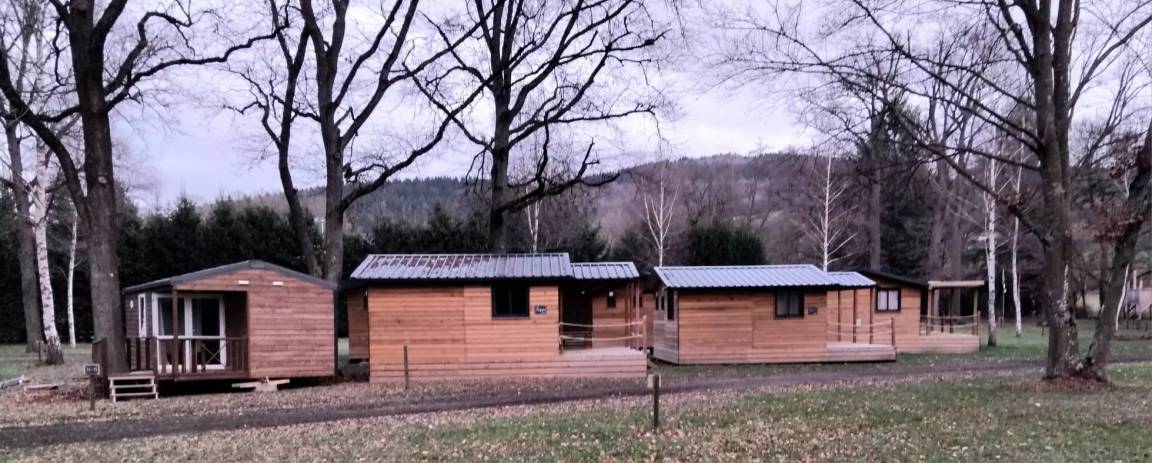 27 M² Mobil-home ∙ 1 Chambre ∙ 4 Personnes - Auvergne