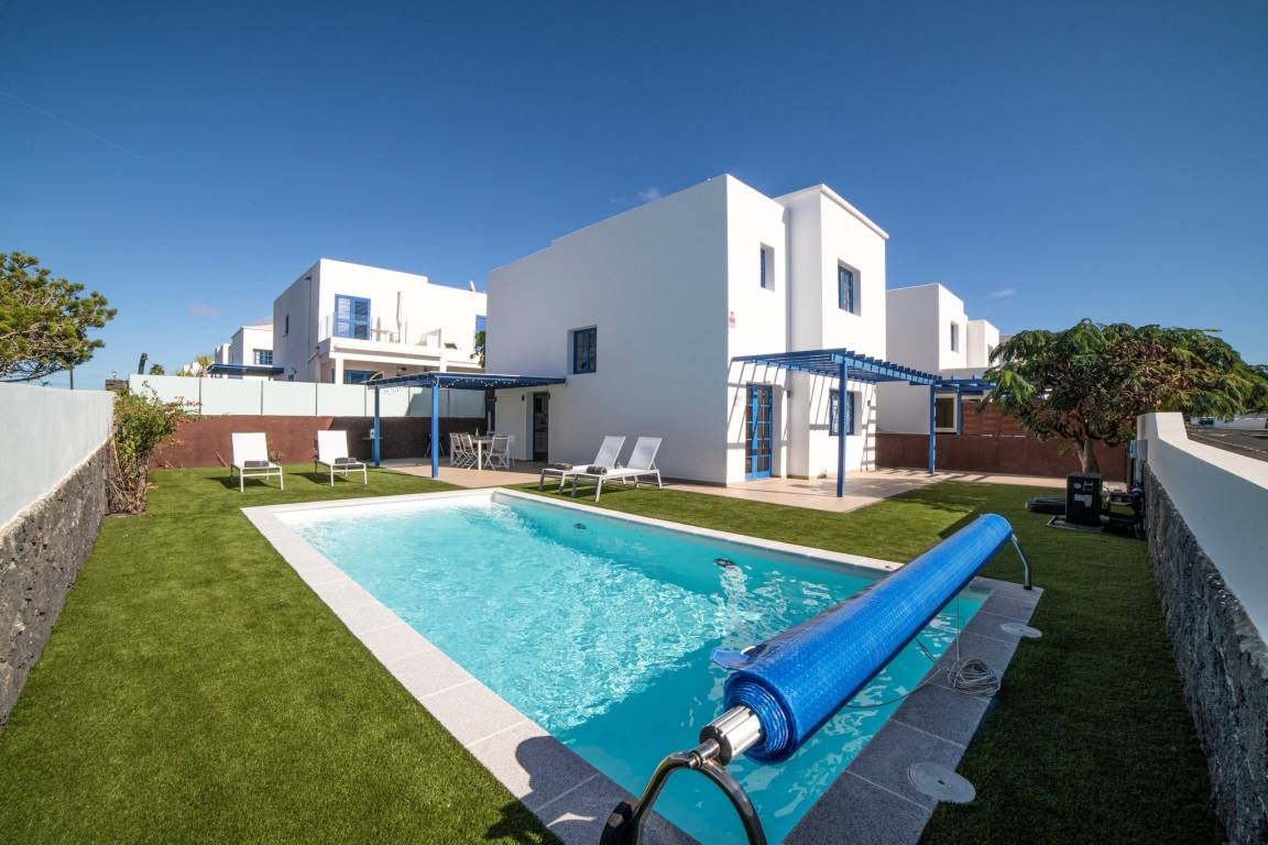 150 M² Villa ∙ 3 Schlafzimmer ∙ 6 Gäste - Playa Blanca