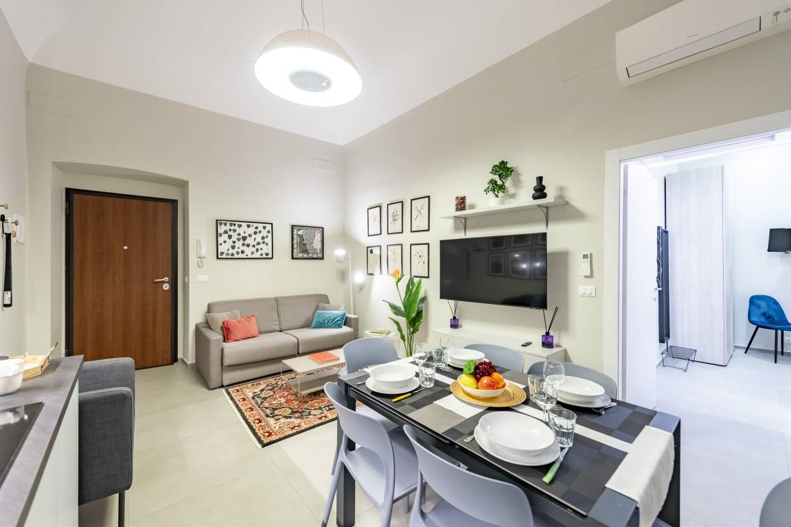 125 M² Apartment ∙ 3 Bedrooms ∙ 10 Guests - Genoa