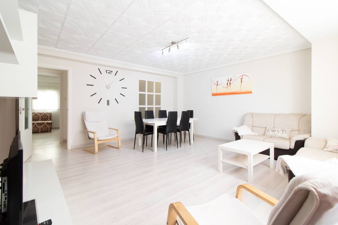 150 M² Apartamento ∙ 4 Habitaciones ∙ 8 Huéspedes - Canet de Berenguer