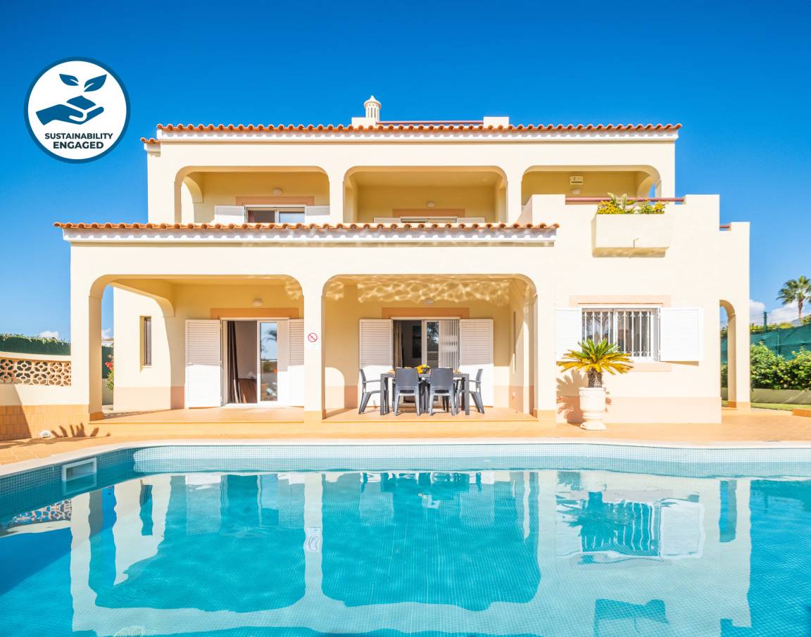 170 M² Villa ∙ 4 Bedrooms ∙ 12 Guests - Albufeira