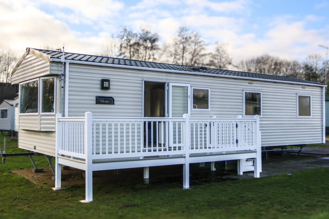 40 M² Cabin ∙ 3 Bedrooms ∙ 8 Guests - Northampton, UK