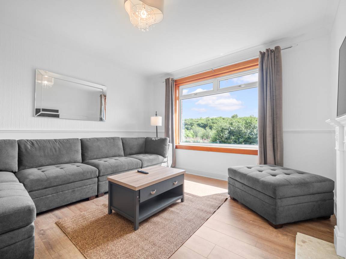 85 M² Apartment ∙ 3 Bedrooms ∙ 5 Guests - Falkirk