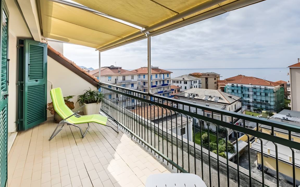 250 M² Appartement ∙ 4 Chambres ∙ 7 Personnes - Chiavari