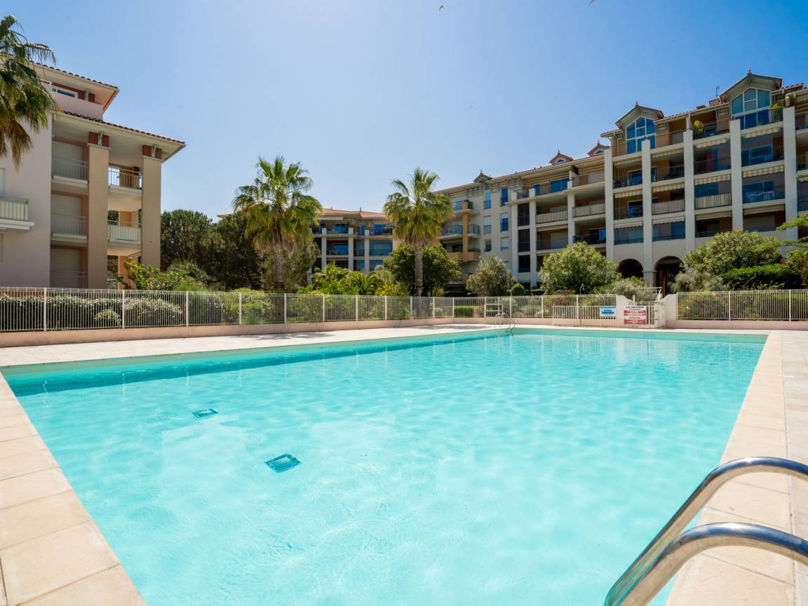 52 M² Apartment ∙ 1 Bedroom ∙ 4 Guests - Fréjus