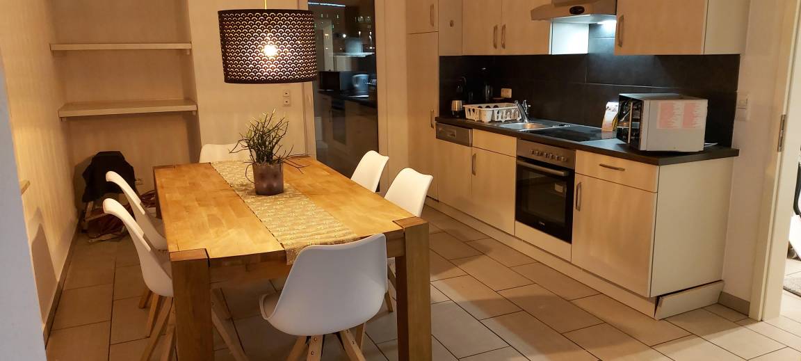 84 M² Apartment ∙ 2 Bedrooms ∙ 4 Guests - Bitburg