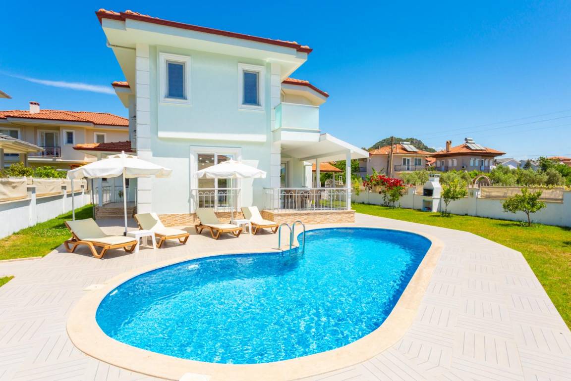 220 M² Villa ∙ 4 Bedrooms ∙ 8 Guests - Dalyan