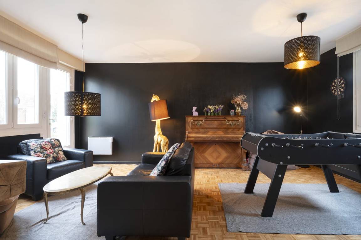 120 M² Maison De Vacances ∙ 4 Chambres ∙ 8 Personnes - Metz