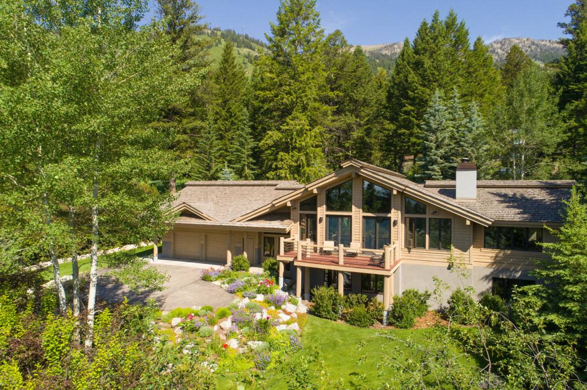 409 M² House ∙ 4 Bedrooms ∙ 12 Guests - Teton Village, WY